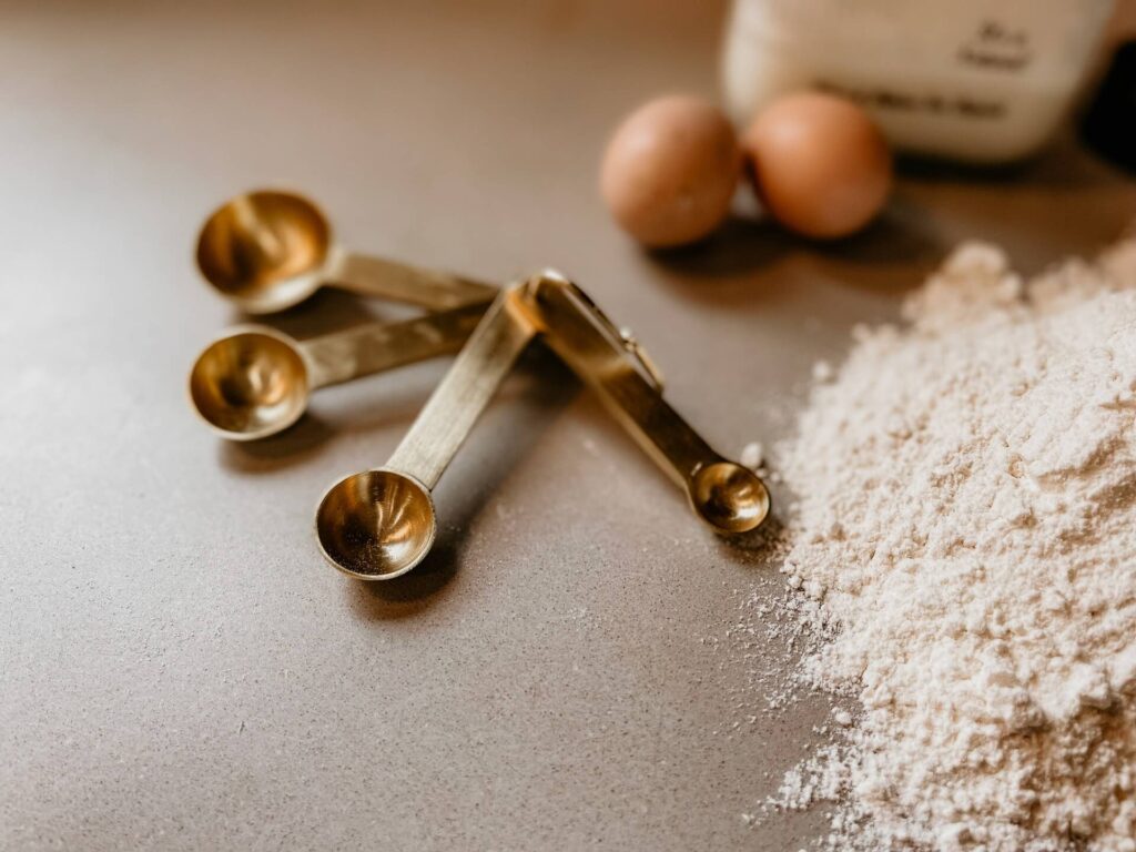 How many tablespoons in a 1/4 cup (conversions) - Creative Nourish
