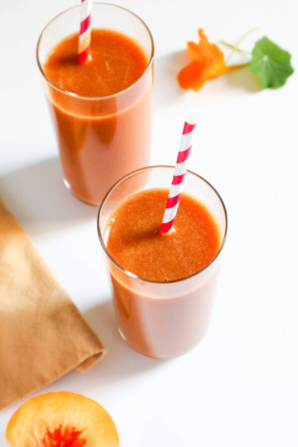 How To Make A Natural And Fresh Peach Fruit Juice - Creative Nourish